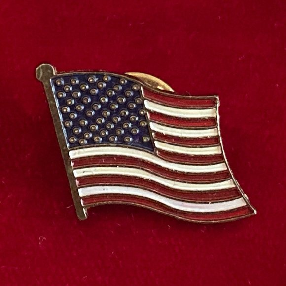 Jewelry | Vintage Enameled American Flag Pin | Poshmark